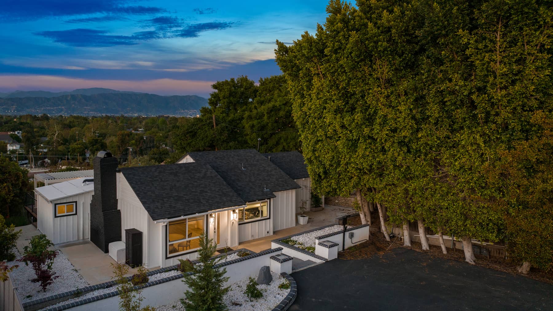 11775 Laurelwood Dr, Studio City, CA 91604, USA