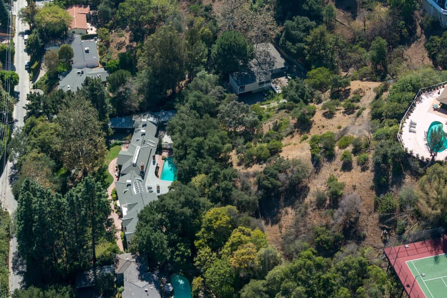 2301 Bowmont Dr, Beverly Hills, CA 90210