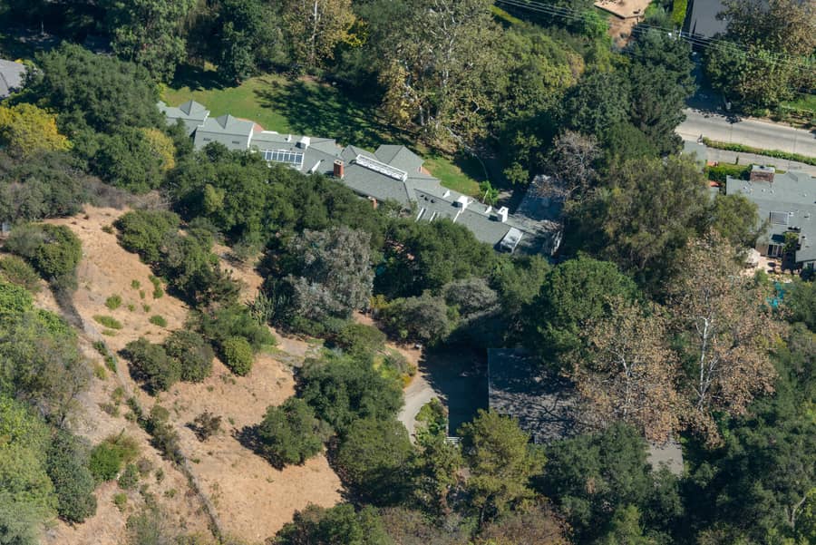 2301 Bowmont Dr, Beverly Hills, CA 90210