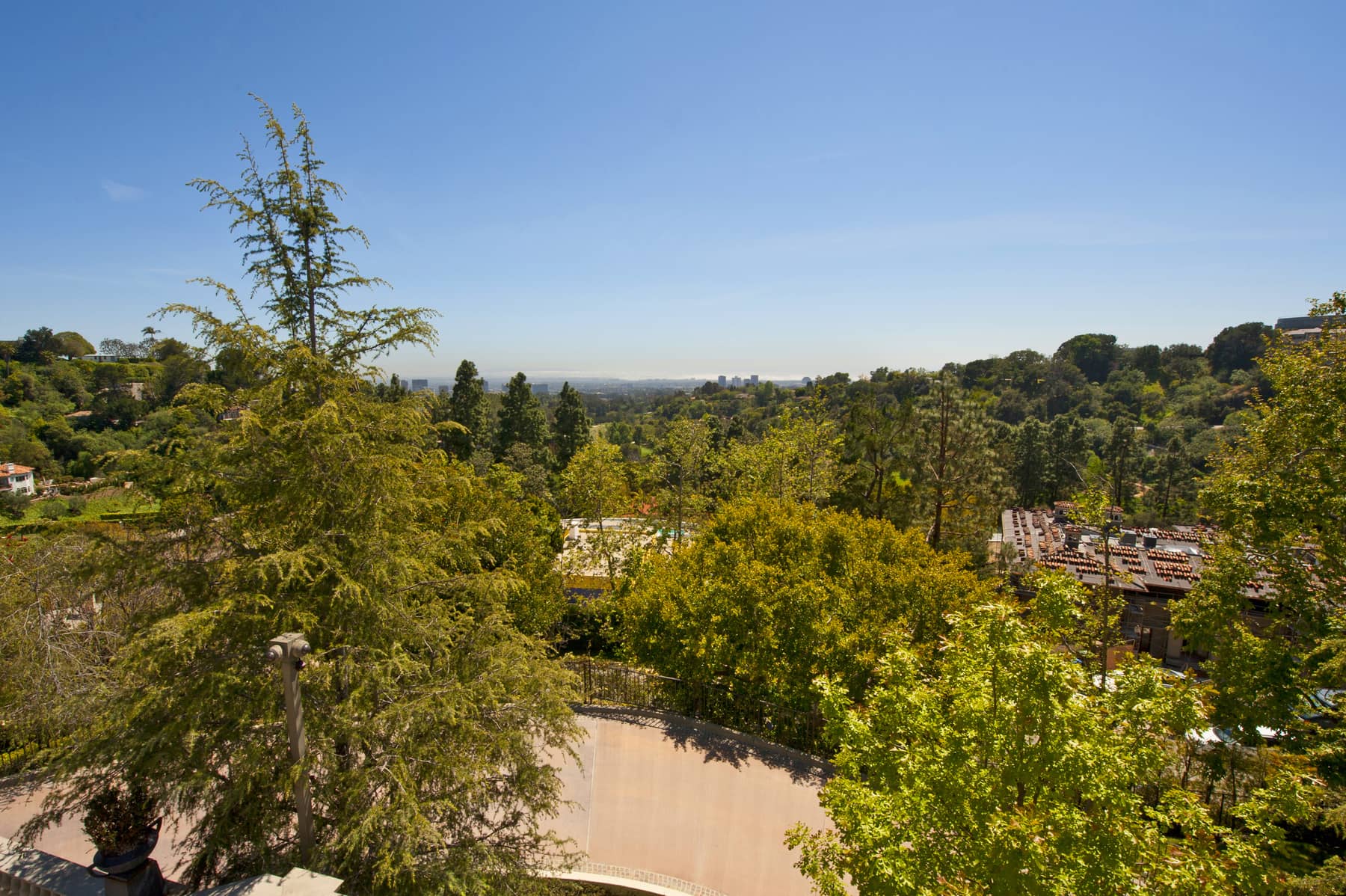 10911 Chalon Rd, Los Angeles, CA 90077