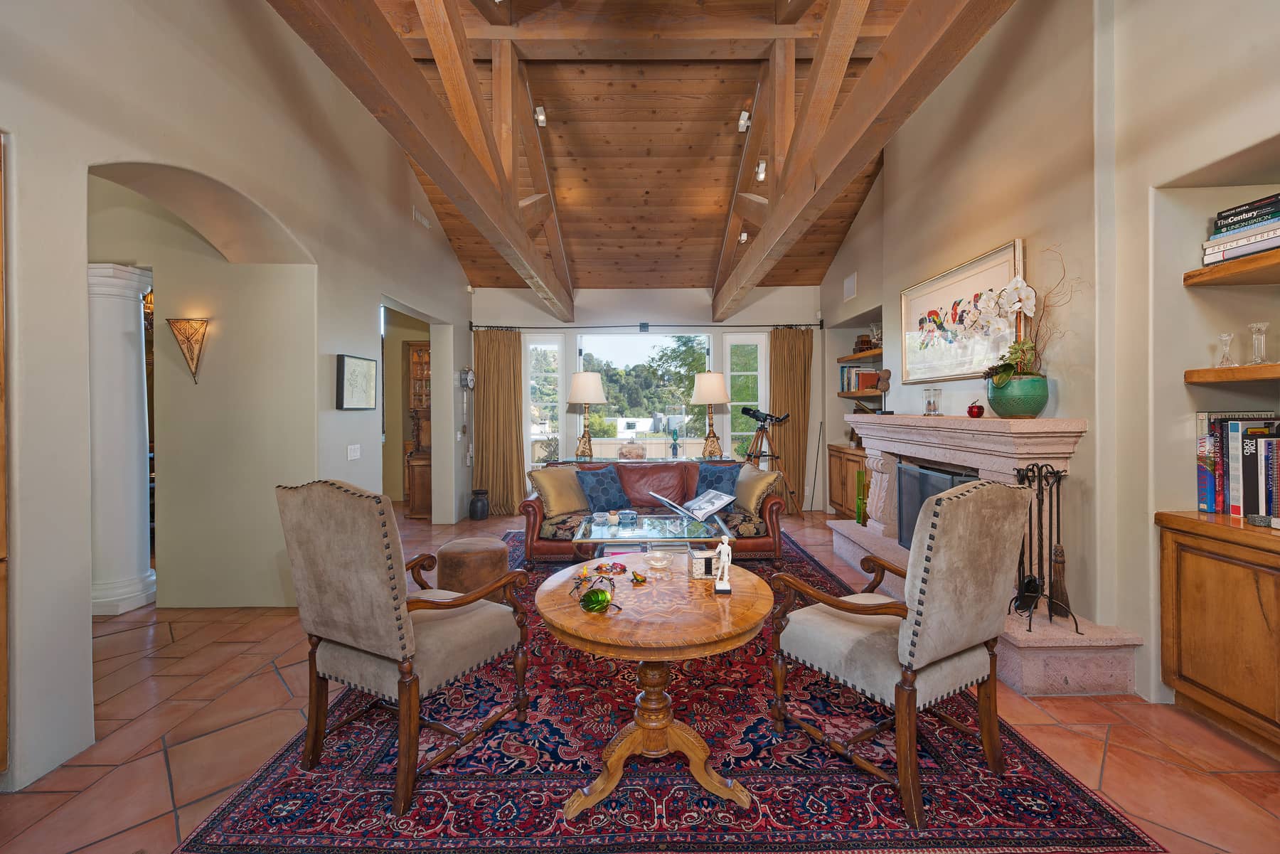 2735 Nichols Canyon Rd, Los Angeles, CA 90046