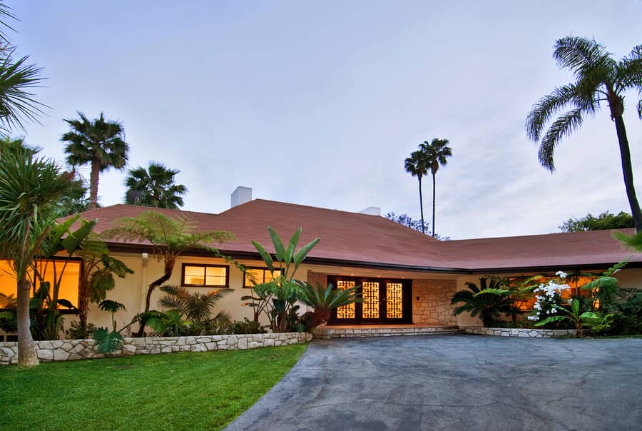 10695 Shadow Hill Way, Santee, CA 92071