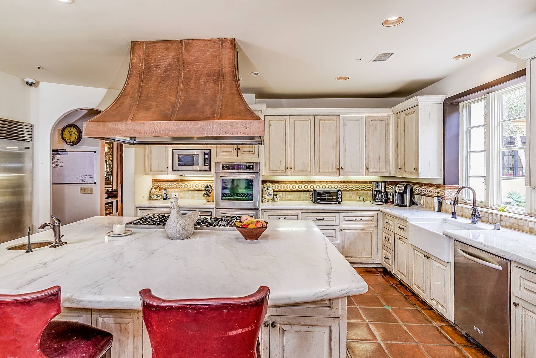 14144 Beresford Rd, Beverly Hills, CA 90210