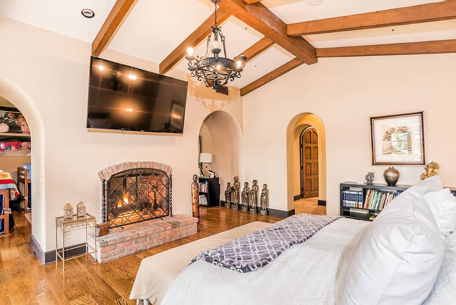 14144 Beresford Rd, Beverly Hills, CA 90210