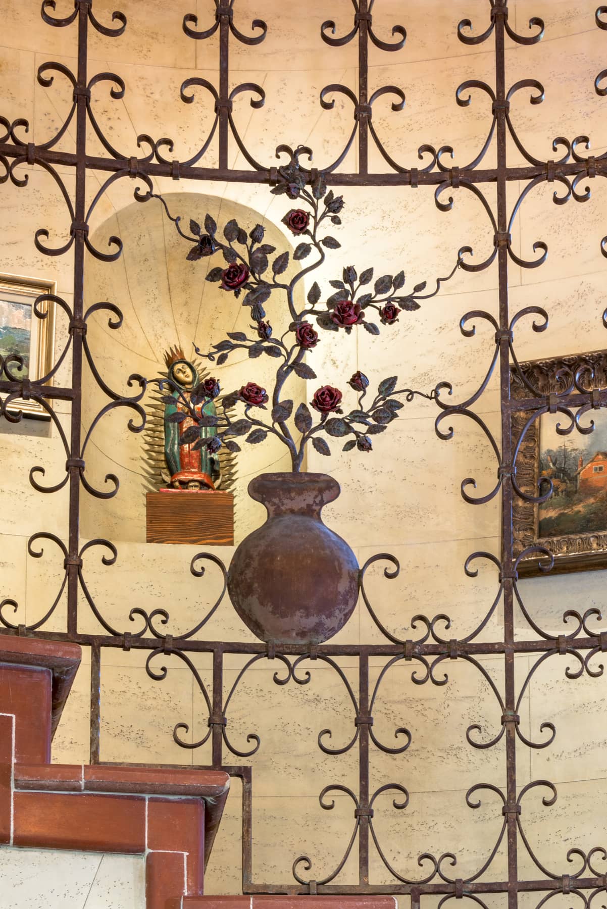 1661 Valley View Rd, Glendale, CA 91202