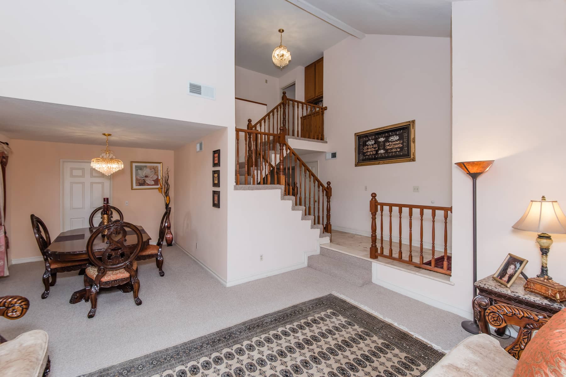 19815 Hatton Street, Winnetka, CA 91306