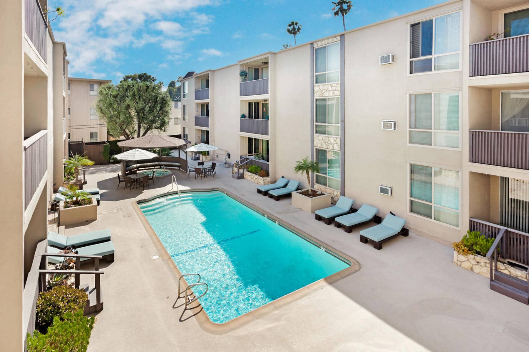 809 S Bundy Dr #209, Los Angeles, CA 90049, USA