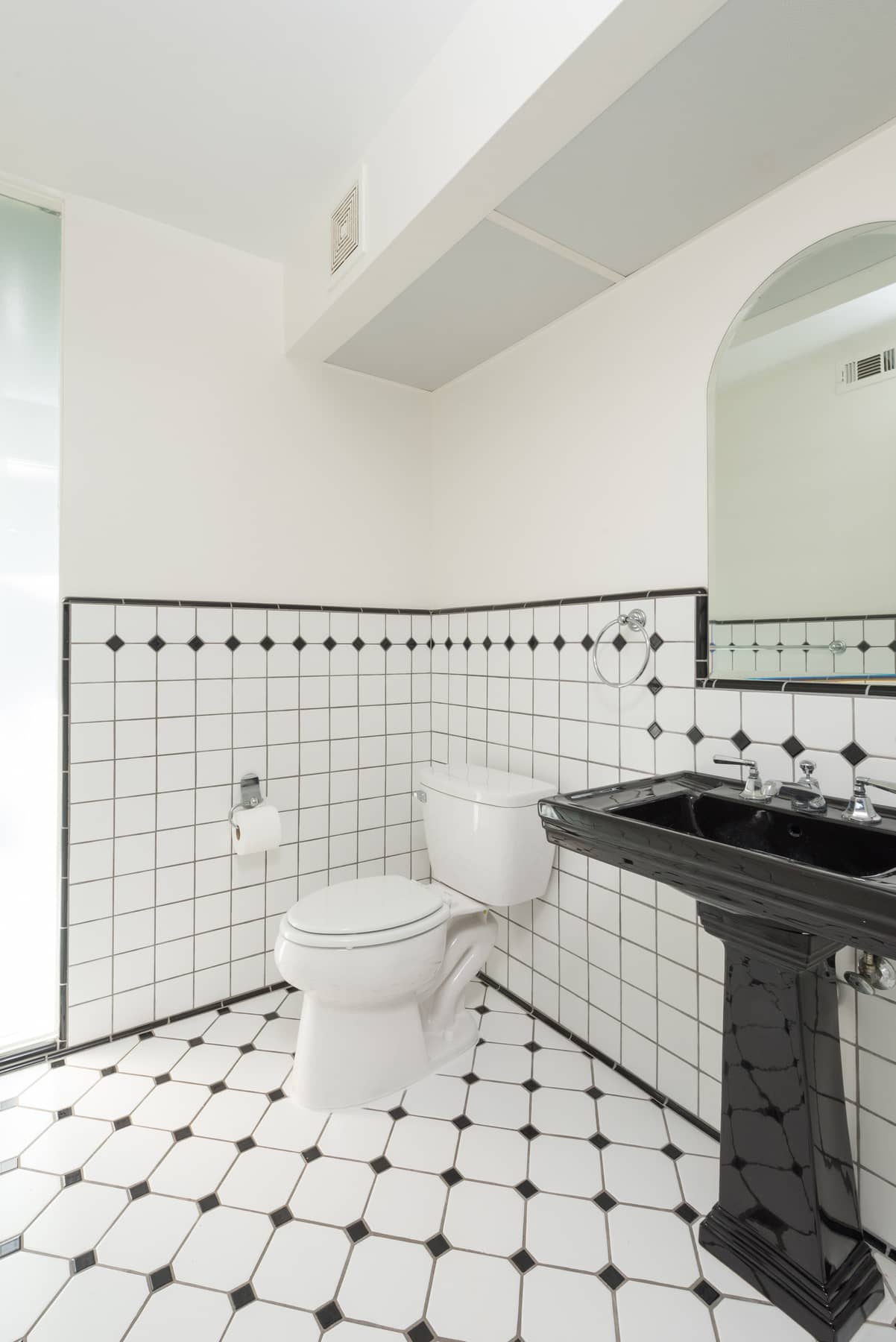 EXPLOSIVE VIEWS, VIEWS, VIEWS!!!