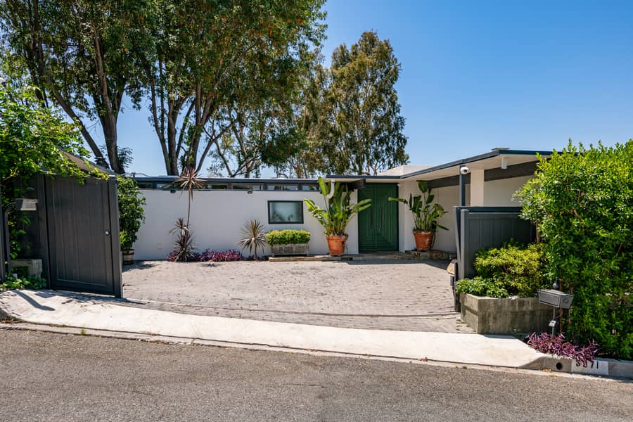 3971 Deervale Drive