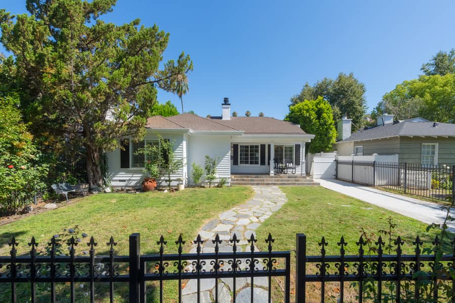 13109 Bloomfield St, Sherman Oaks, CA 91423, USA