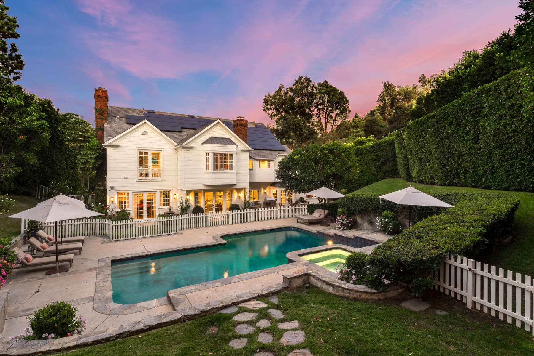 12097 Summit Cir, Beverly Hills, CA 90210, USA