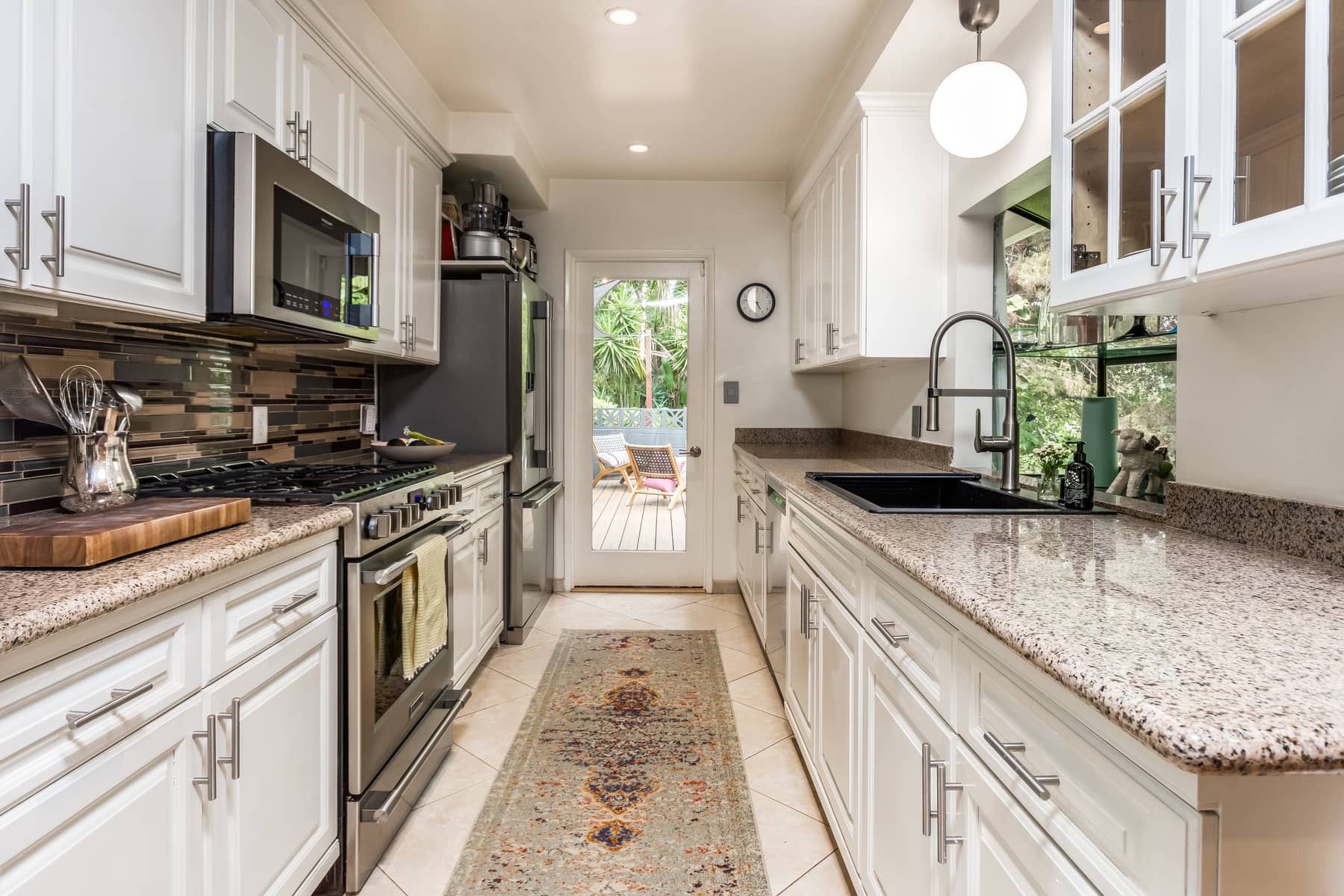 2235 Sunset Crest Dr, Los Angeles, CA 90046, USA