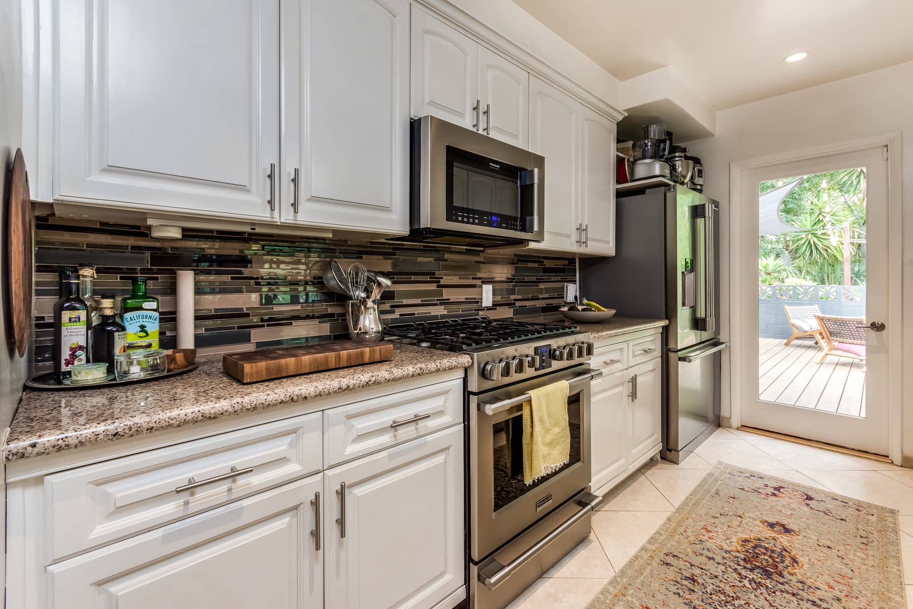 2235 Sunset Crest Dr, Los Angeles, CA 90046, USA