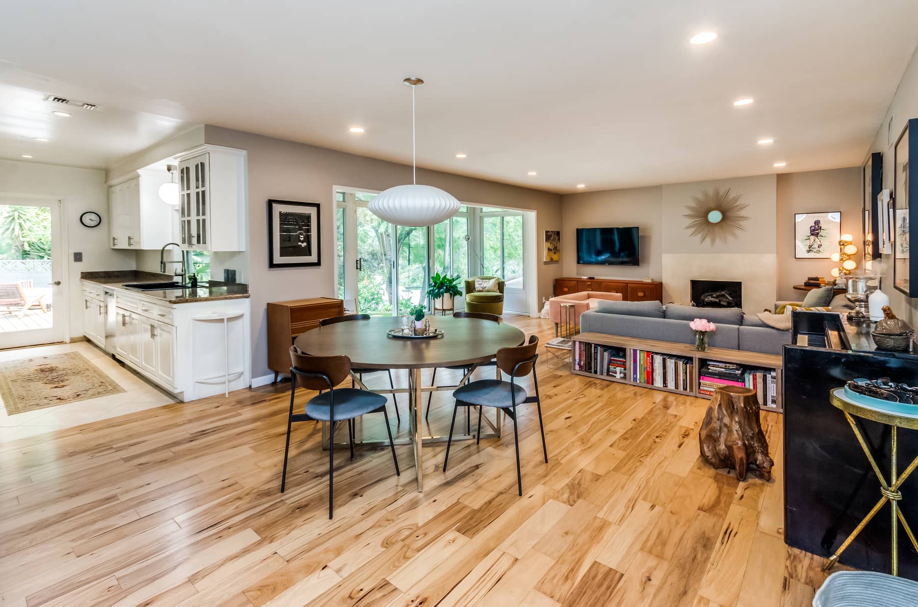 2235 Sunset Crest Dr, Los Angeles, CA 90046, USA